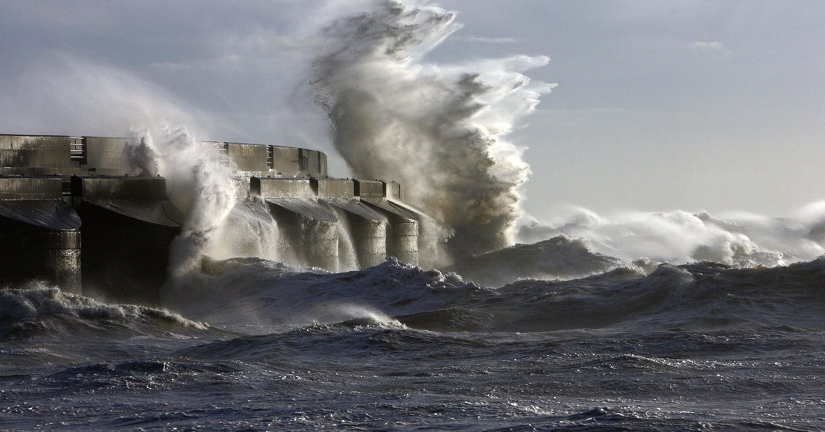 What is A Storm Surge? - Polygon Group